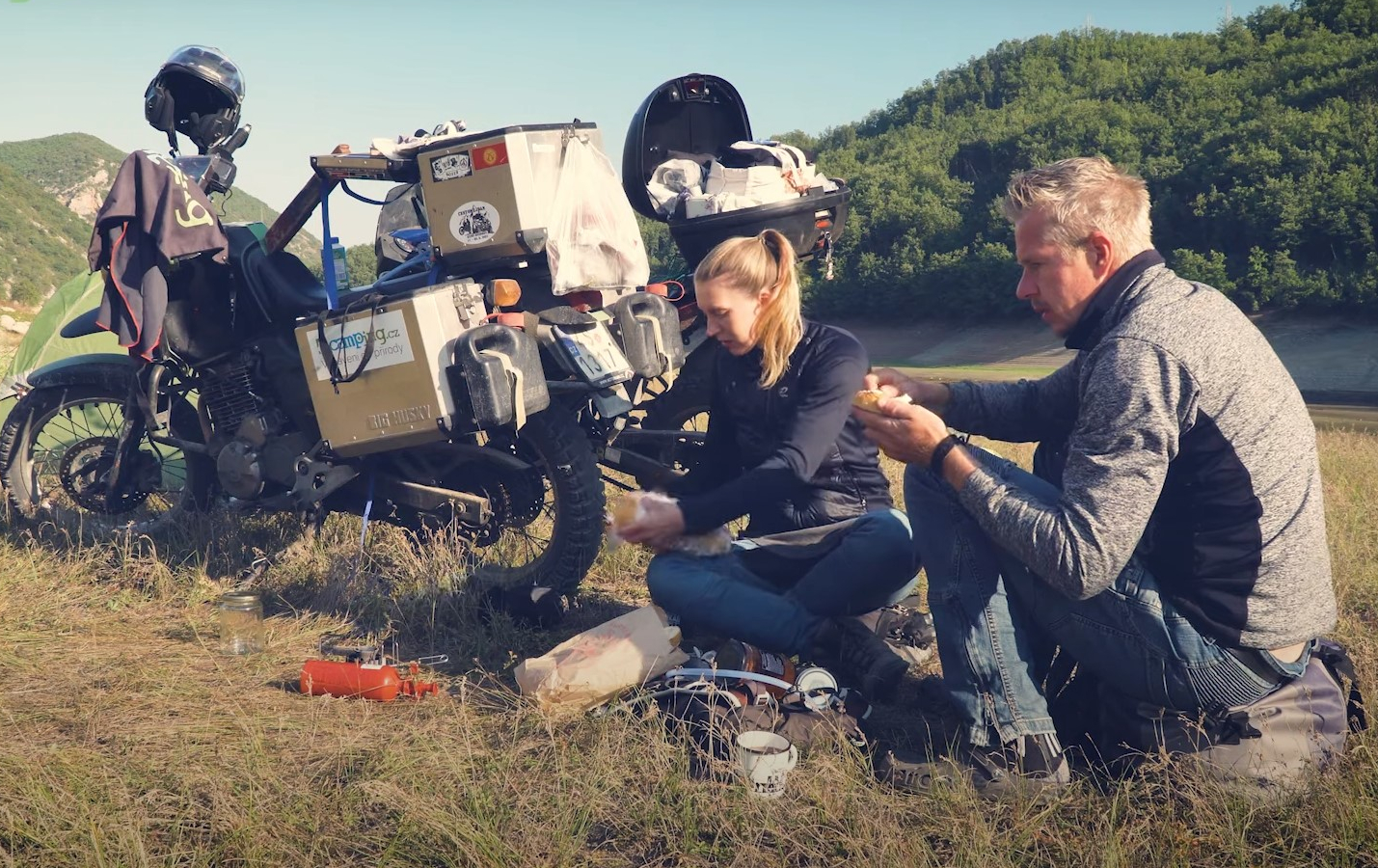 Křížem krážem Evropou - 8. díl: Sněhová bouře na nejvyšší hoře Makedonie | 4camping.cz